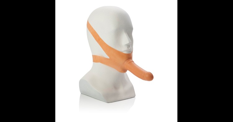 The Accommodator by CalExotic סטרפאון לטקס לפנים בצבע גוף - Libido